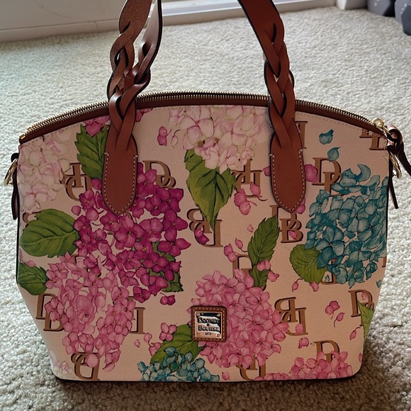 Dooney & Bourke | Bags | Dooney Bourke Hydrangea Monogram Celeste ...